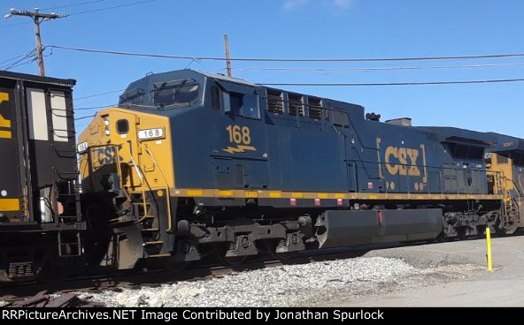 CSX 168, conductor's side view